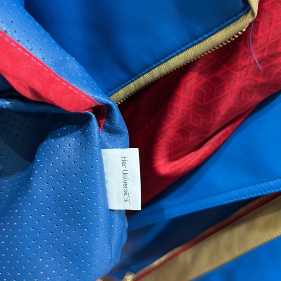 Marvel | Jackets & Coats | Newmarvel By Her Universe Woman Jacket Size ...